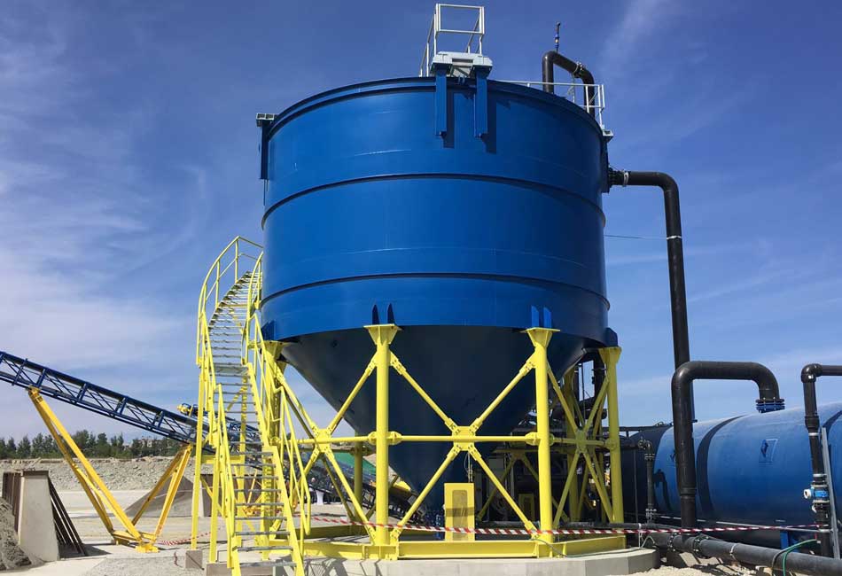 steel construction, tanks